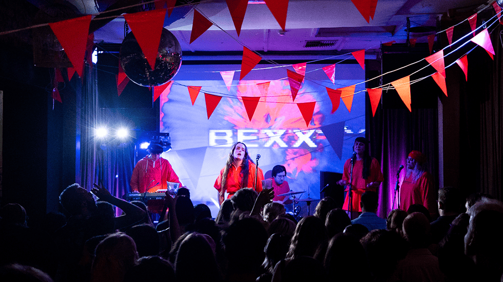 133_BEXX_TheBird_17102020_adrian_thomson – X-Press Magazine ...
