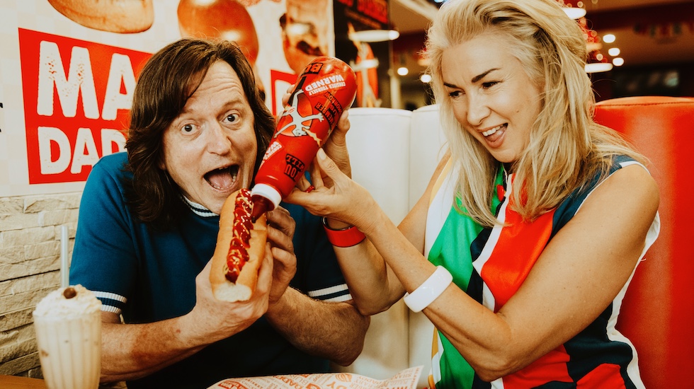 MURRAY COOK & LIZZIE MACK Your chance to jam with a Wiggle! – X-Press ...