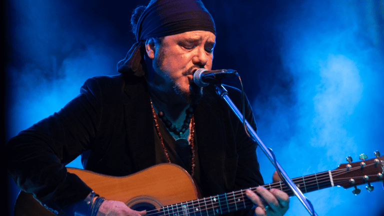 Photo Gallery: Jeff Martin at Rosemount Hotel – X-Press Magazine ...